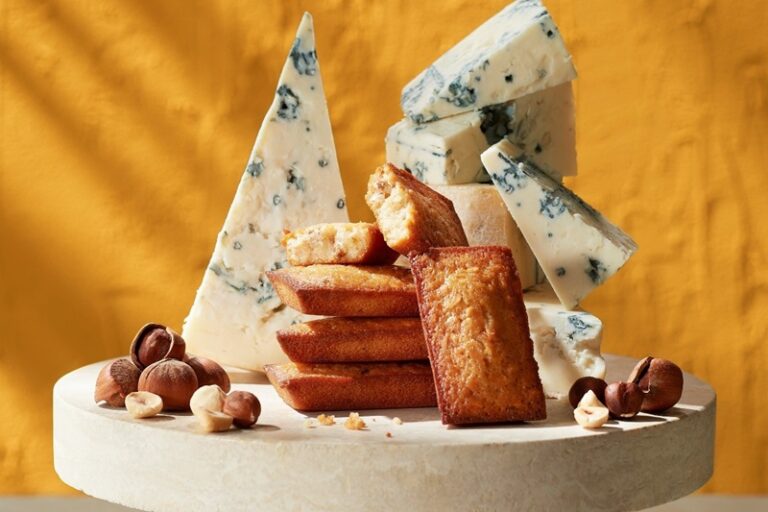 【東京駅】新幹線・JR線・丸の内線から「銀の鈴」への行き方を解説 | 東京ナビゲート